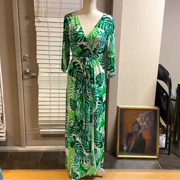 iris | Dresses | Iris Tropical Print Maxi Dress | Poshmark